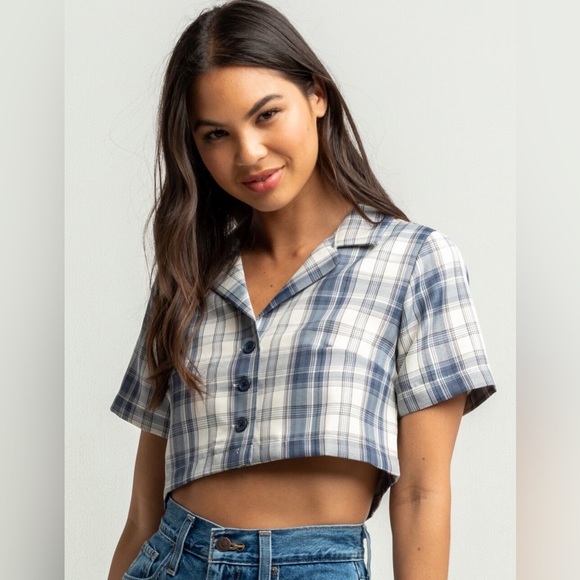 Full Tilt | Tops | Full Tilt Plaid Womens Navy Camp Shirt | Poshmark